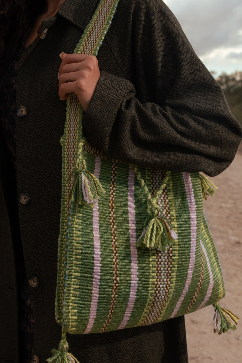 Daria hand-woven bag (green) – Nol Collective